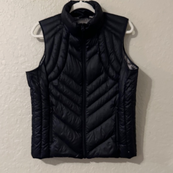 a.n.a | Jackets & Coats | Ana Packable Premium Down Puffer Vest K ...